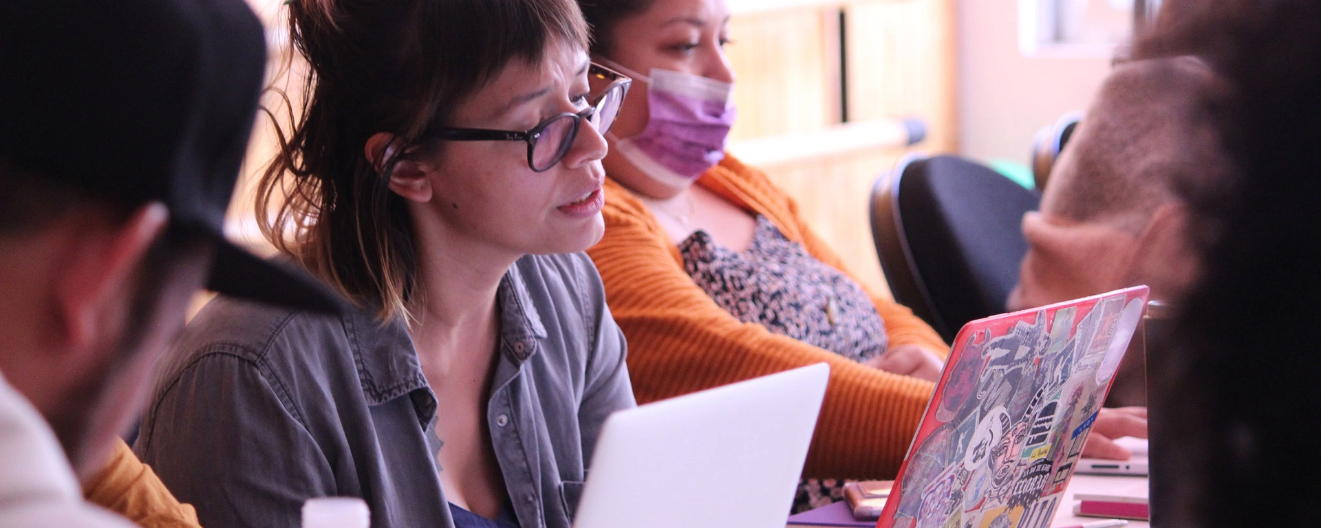 Las Dramaturgas Sara Pinedo, originaria de Guanajuato y Sonia Gregorio ...