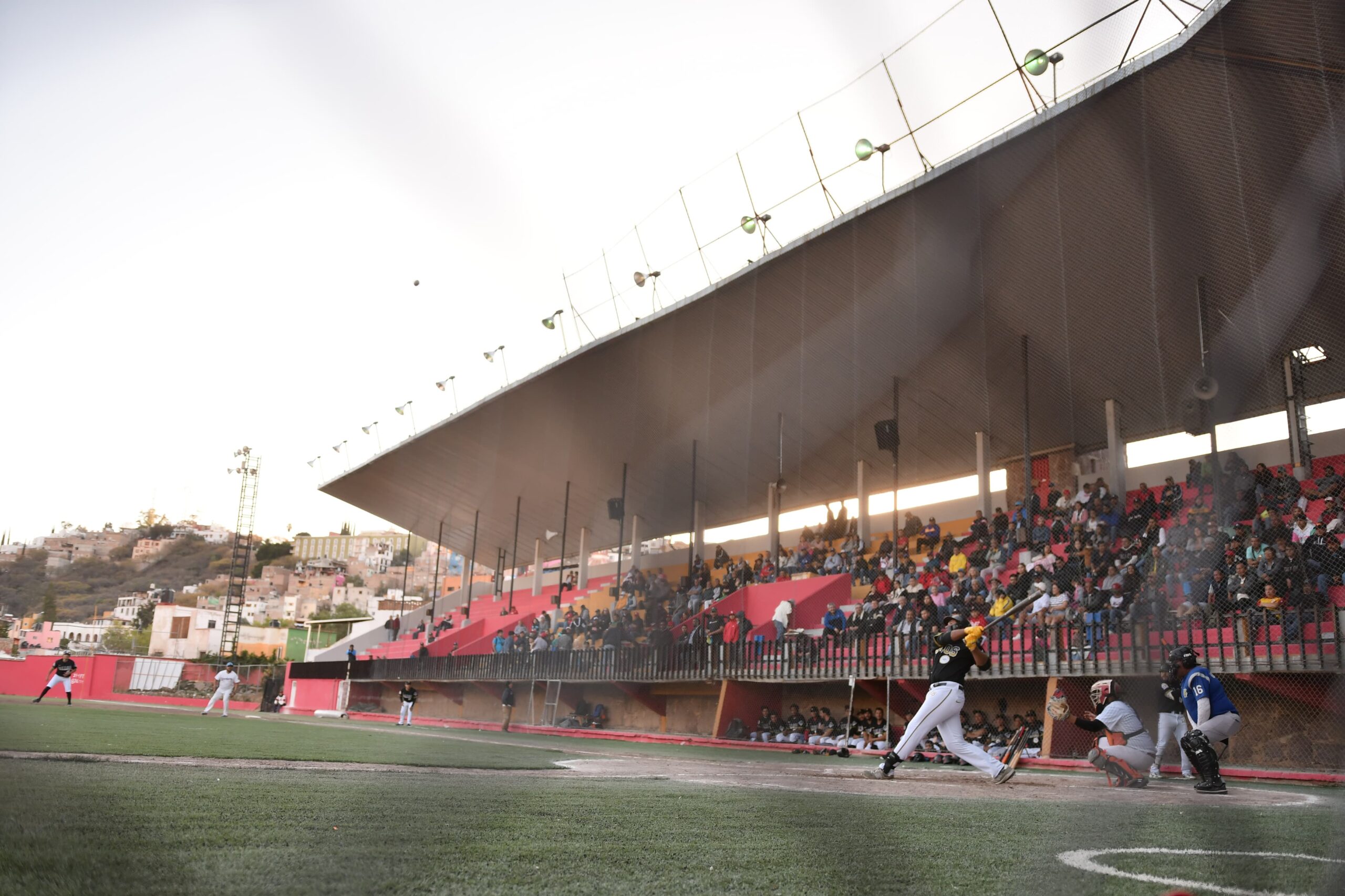 Celebrarán All Star Game del torneo Titanes del Bajío en el parque ...