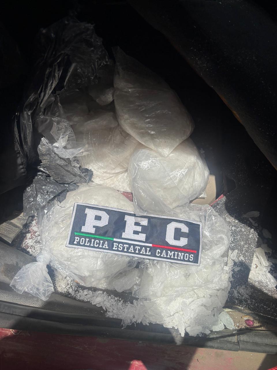 Aseguran FSPE presuntas drogas con valor de más de 25MDP en carretera ...