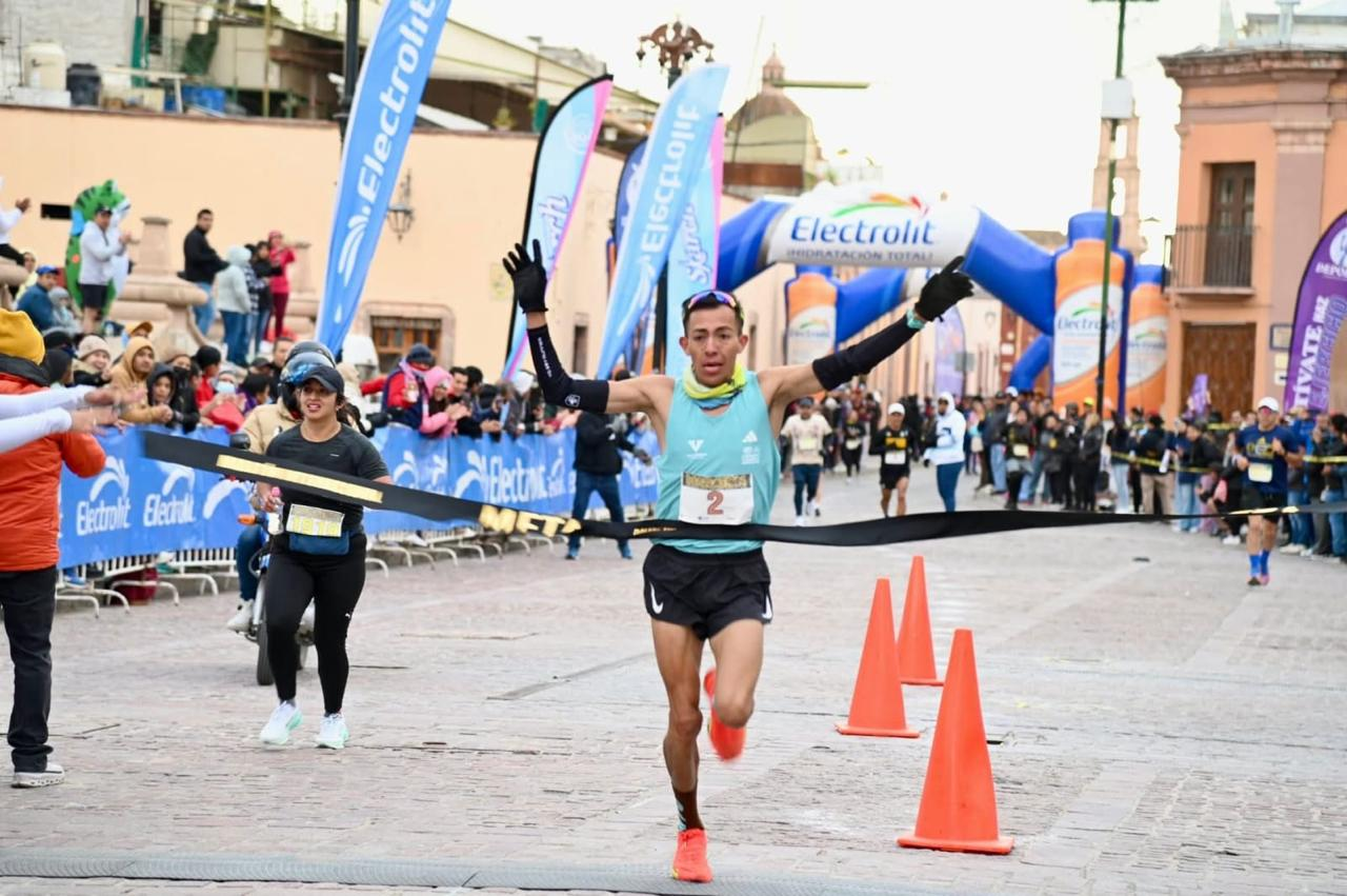 RUBÉN CHÁVEZ LOGRA SUBCAMPEONATO EN MARATÓN INTERNACIONAL DE DOLORES ...